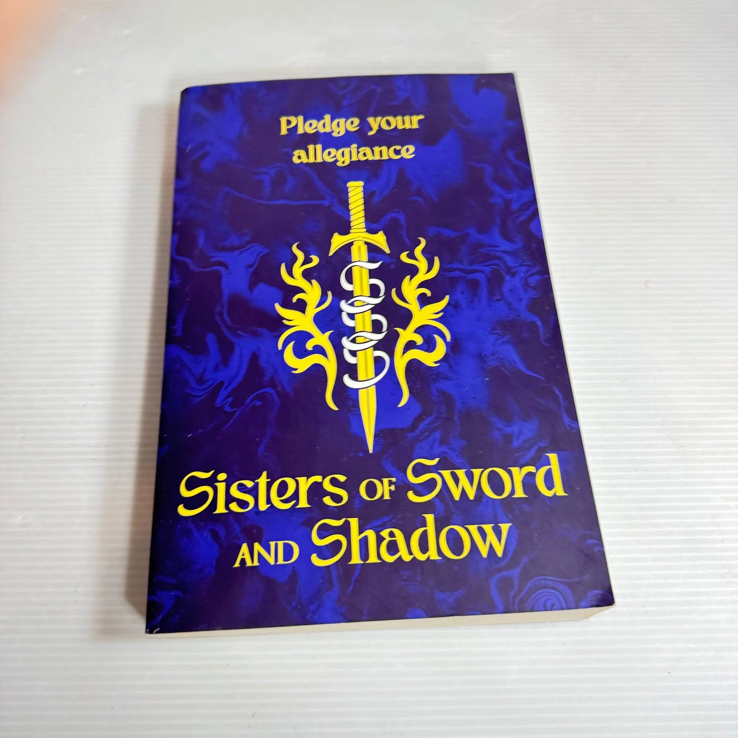 Sisters of Sword and Shadow - Laura Bates – Second Chance Books